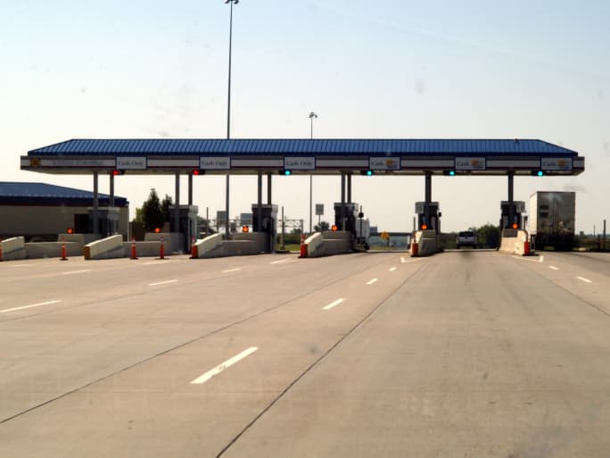 This is one way to avoid the toll booth at the M1 anyway
