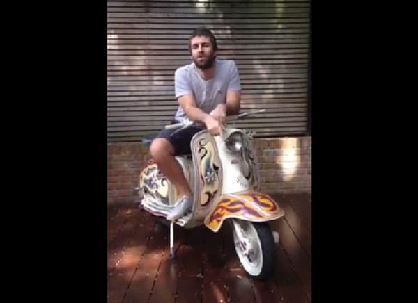 Video: Liam Gallagher takes the ice-bucket challenge and guess who he ...
